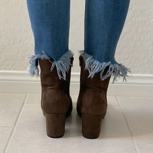 Boutique | Shoes | Nib Chocolate Kitten Block Heel Chelsea Ankle Boot ...